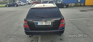 Melns Mercedes-Benz C-Class 2010 Tallina, ar dzinēja tilpumu 2.10 L un nobraukumu 420 tūkst. km par 4500 €, foto 7 vietnē AUTOMOTO.COM.LV