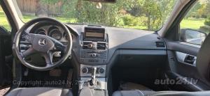 Melns Mercedes-Benz C-Class 2010 Tallina, ar dzinēja tilpumu 2.10 L un nobraukumu 420 tūkst. km par 4500 €, foto 10 vietnē AUTOMOTO.COM.LV
