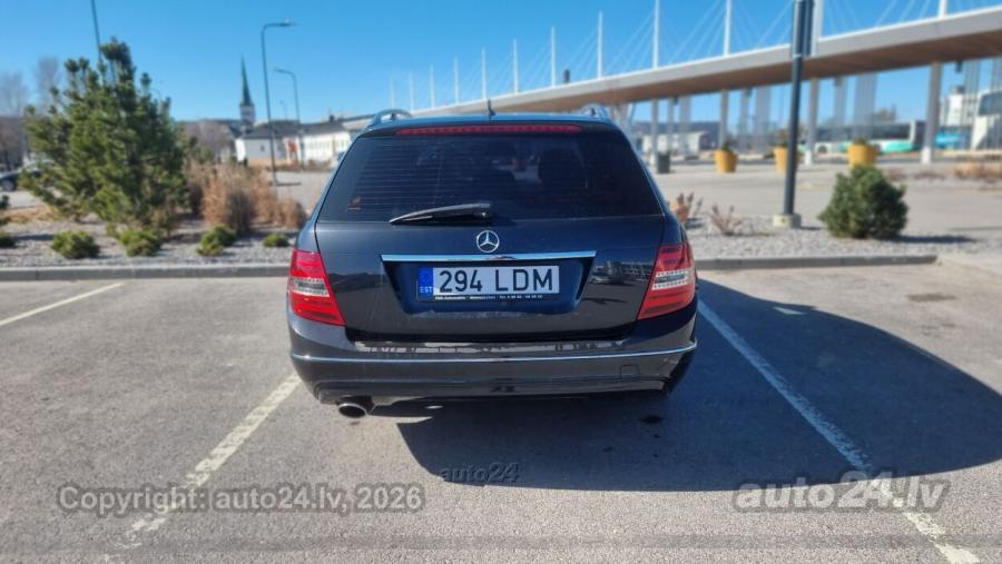 Черный Мерседес Ц-Класс 2011 в Таллин, объемом двигателя 2.10 л и пробегом 261 тыс. км за 5500 €, фото 8 на AUTOMOTO.COM.LV