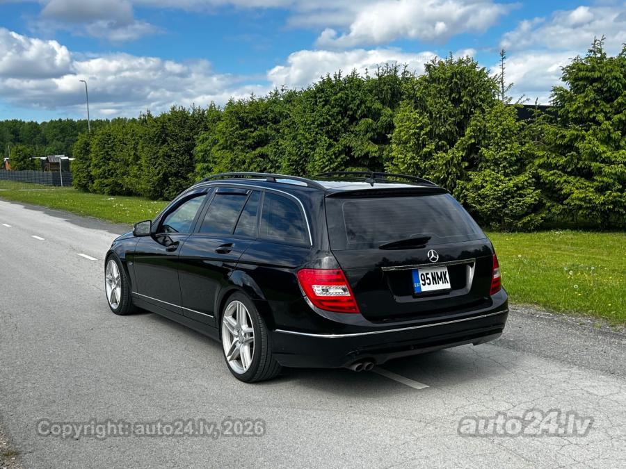 Melns Mercedes-Benz C-Class 2011 Tallina, ar dzinēja tilpumu 2.10 L un nobraukumu 352 tūkst. km par 6500 €, foto 5 vietnē AUTOMOTO.COM.LV