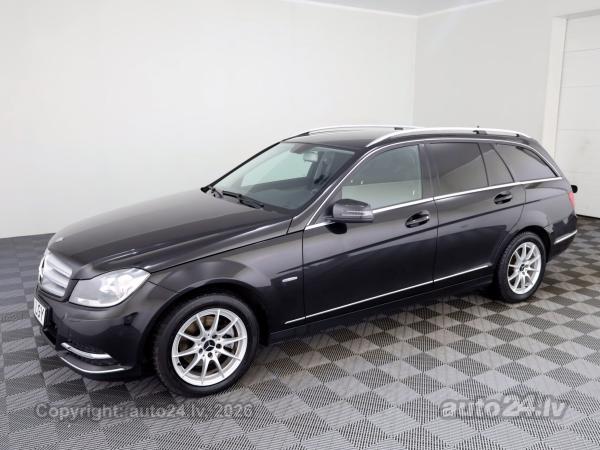 Melns Mercedes-Benz C-Class 2011 Tallina, ar dzinēja tilpumu 2.10 L un nobraukumu 278 tūkst. km par 4799 €, foto 2 vietnē AUTOMOTO.COM.LV