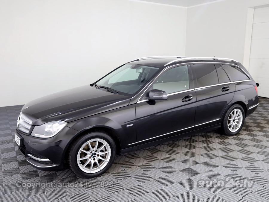 Black Mercedes-Benz C-Class 2011 in Tallinn, with an engine capacity of 2.10 L and mileage of 278 thousand km for 4799 €, photo 3 on AUTOMOTO.COM.LV