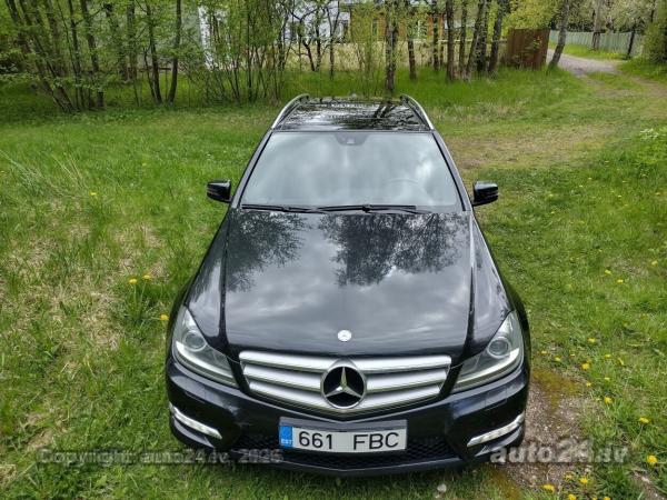 Black Mercedes-Benz C-Class 2012 in Tallinn, with an engine capacity of 3.00 L and mileage of 332 thousand km for 15999 €, photo 3 on AUTOMOTO.COM.LV