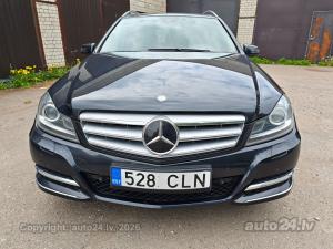 Melns Mercedes-Benz C-Class 2012 Tallina, ar dzinēja tilpumu 3.00 L un nobraukumu 334 tūkst. km par 9499 €, foto 3 vietnē AUTOMOTO.COM.LV