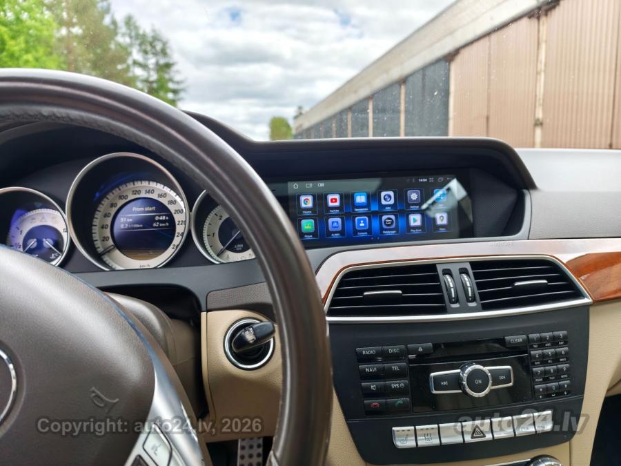 Melns Mercedes-Benz C-Class 2012 Tallina, ar dzinēja tilpumu 3.00 L un nobraukumu 334 tūkst. km par 9499 €, foto 11 vietnē AUTOMOTO.COM.LV