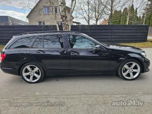 Melns Mercedes-Benz C-Class 2013 Tallina, ar dzinēja tilpumu 2.10 L un nobraukumu 379 tūkst. km par 9000 €, foto 7 vietnē AUTOMOTO.COM.LV