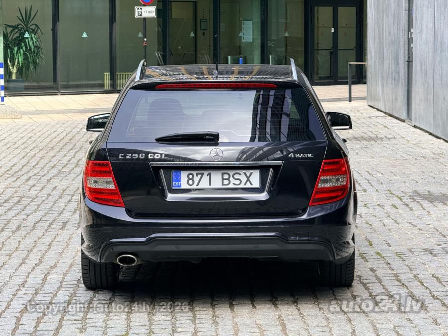 Melns Mercedes-Benz C-Class 2013 Tartu, ar dzinēja tilpumu 2.10 L un nobraukumu 308 tūkst. km par 7990 €, foto 7 vietnē AUTOMOTO.COM.LV