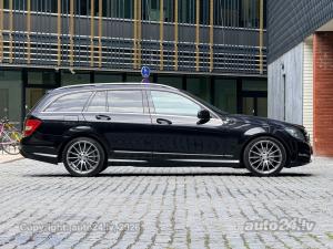 Melns Mercedes-Benz C-Class 2013 Tartu, ar dzinēja tilpumu 2.10 L un nobraukumu 308 tūkst. km par 7990 €, foto 9 vietnē AUTOMOTO.COM.LV