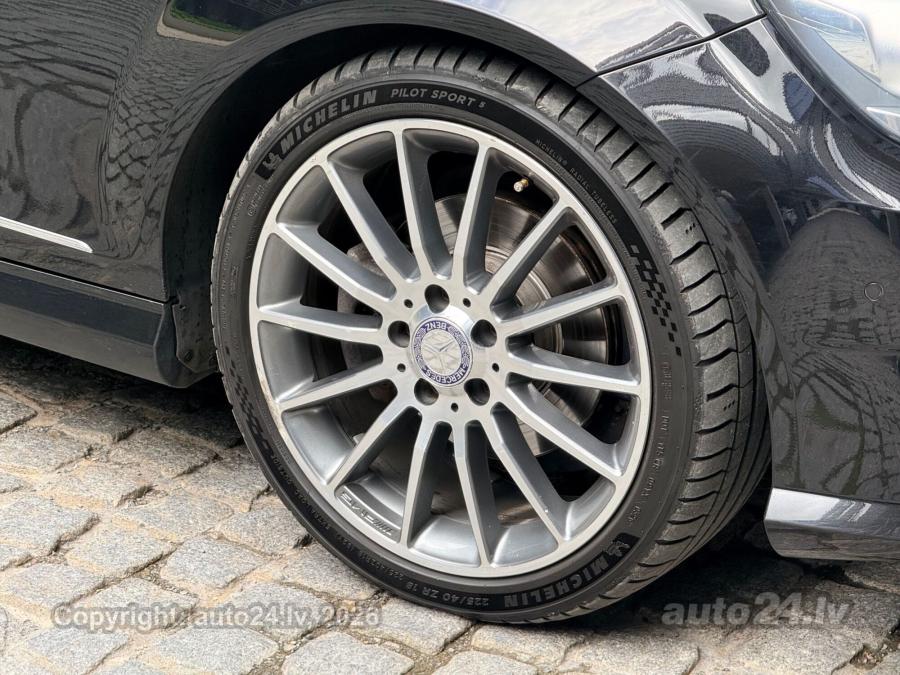 Melns Mercedes-Benz C-Class 2013 Tartu, ar dzinēja tilpumu 2.10 L un nobraukumu 308 tūkst. km par 7990 €, foto 12 vietnē AUTOMOTO.COM.LV