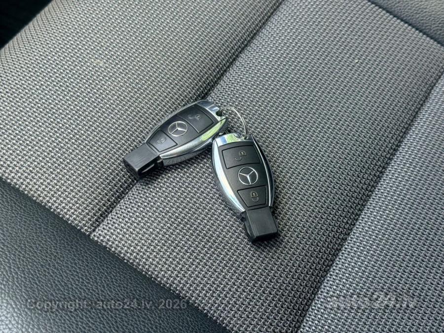 Melns Mercedes-Benz C-Class 2013 Tartu, ar dzinēja tilpumu 2.10 L un nobraukumu 308 tūkst. km par 7990 €, foto 23 vietnē AUTOMOTO.COM.LV