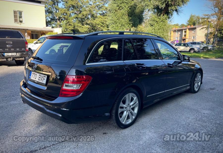 Black Mercedes-Benz C-Class 2013 in Tallinn, with an engine capacity of 2.10 L and mileage of 268 thousand km for 7990 €, photo 6 on AUTOMOTO.COM.LV