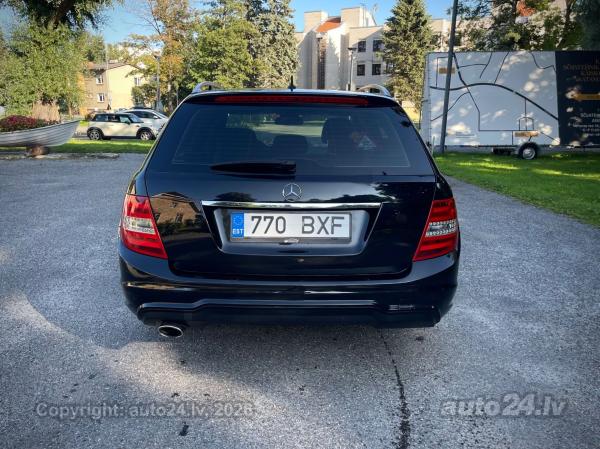 Melns Mercedes-Benz C-Class 2013 Tallina, ar dzinēja tilpumu 2.10 L un nobraukumu 268 tūkst. km par 7990 €, foto 6 vietnē AUTOMOTO.COM.LV