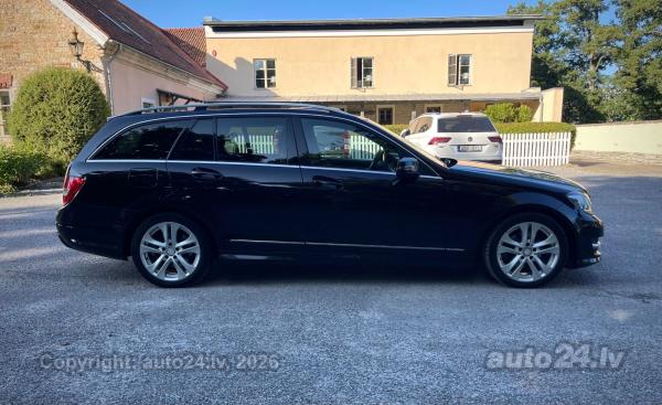 Melns Mercedes-Benz C-Class 2013 Tallina, ar dzinēja tilpumu 2.10 L un nobraukumu 268 tūkst. km par 7990 €, foto 8 vietnē AUTOMOTO.COM.LV