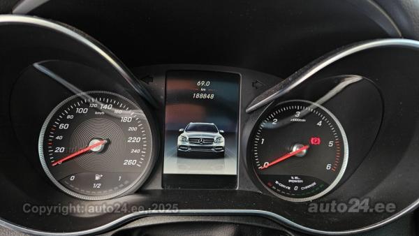 Melns Mercedes-Benz C-Class 2015 Tallina, ar dzinēja tilpumu 2.10 L un nobraukumu 189 tūkst. km par 13999 €, foto 11 vietnē AUTOMOTO.COM.LV