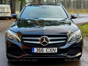 Black Mercedes-Benz C-Class 2015 in Tallinn, with an engine capacity of 2.00 L and mileage of 190 thousand km for 12990 €, photo 2 on AUTOMOTO.COM.LV