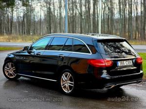 Black Mercedes-Benz C-Class 2015 in Tallinn, with an engine capacity of 2.00 L and mileage of 190 thousand km for 12990 €, photo 6 on AUTOMOTO.COM.LV