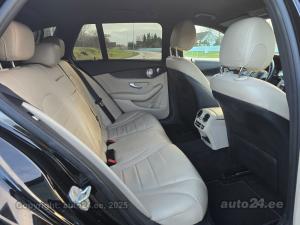 Black Mercedes-Benz C-Class 2015 in Tallinn, with an engine capacity of 2.00 L and mileage of 190 thousand km for 12990 €, photo 16 on AUTOMOTO.COM.LV