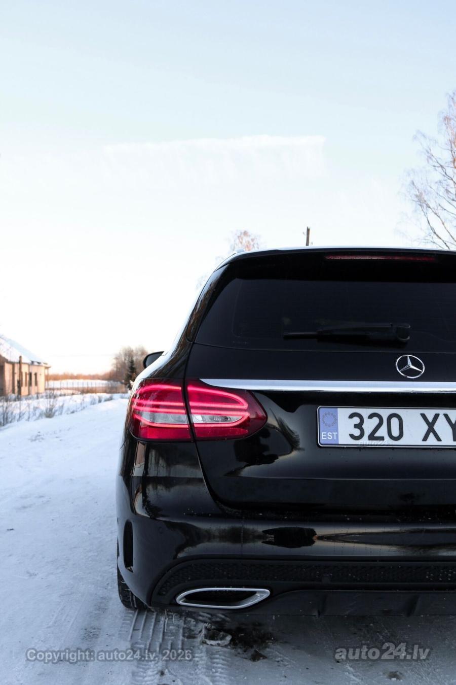 Melns Mercedes-Benz C-Class 2015 Tallina, ar dzinēja tilpumu 2.10 L un nobraukumu 321 tūkst. km par 12500 €, foto 9 vietnē AUTOMOTO.COM.LV