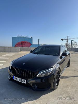 Black Mercedes-Benz C-Class 2015 in Tallinn, with an engine capacity of 2.10 L and mileage of 352 thousand km for 13900 €, photo 2 on AUTOMOTO.COM.LV