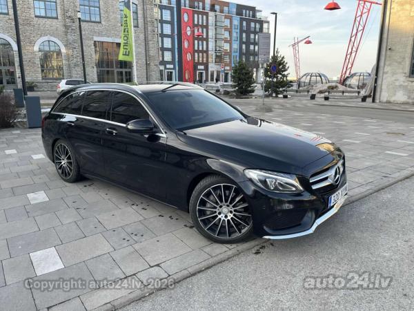 Black Mercedes-Benz C-Class 2015 in Tallinn, with an engine capacity of 2.10 L and mileage of 325 thousand km for 12800 €, photo 3 on AUTOMOTO.COM.LV