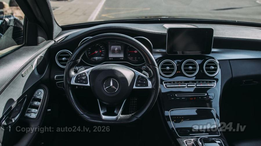 Melns Mercedes-Benz C-Class 2015 Tallina, ar dzinēja tilpumu 2.10 L un nobraukumu 243 tūkst. km par 15800 €, foto 18 vietnē AUTOMOTO.COM.LV