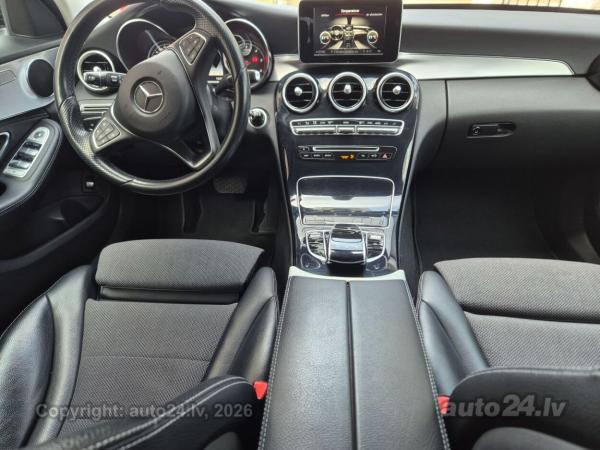 Black Mercedes-Benz C-Class 2015 in Tartu, with an engine capacity of 2.10 L and mileage of 231 thousand km for 10500 €, photo 5 on AUTOMOTO.COM.LV