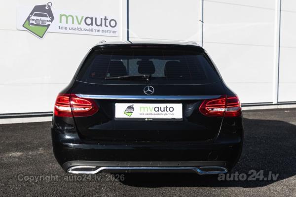 Black Mercedes-Benz C-Class 2015 in Tallinn, with an engine capacity of 2.10 L and mileage of 232 thousand km for 12500 €, photo 7 on AUTOMOTO.COM.LV