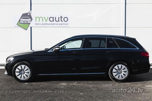 Black Mercedes-Benz C-Class 2015 in Tallinn, with an engine capacity of 2.10 L and mileage of 232 thousand km for 12500 €, photo 10 on AUTOMOTO.COM.LV