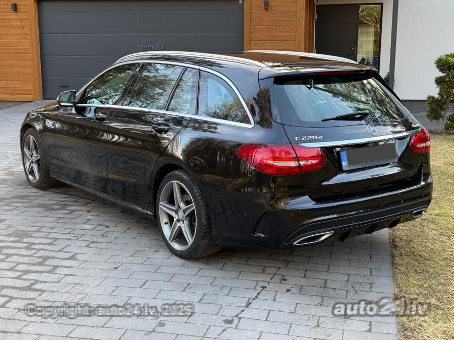 Melns Mercedes-Benz C-Class 2015 Tallina, ar dzinēja tilpumu 2.10 L un nobraukumu 219 tūkst. km par 15490 €, foto 5 vietnē AUTOMOTO.COM.LV