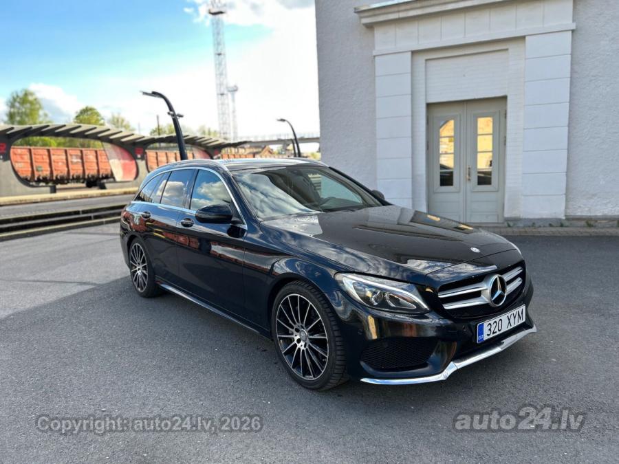 Black Mercedes-Benz C-Class 2015 in Valga, with an engine capacity of 2.10 L and mileage of 330 thousand km for 10500 €, photo 4 on AUTOMOTO.COM.LV