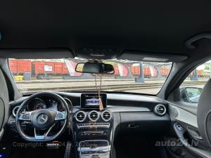 Black Mercedes-Benz C-Class 2015 in Valga, with an engine capacity of 2.10 L and mileage of 330 thousand km for 10500 €, photo 13 on AUTOMOTO.COM.LV