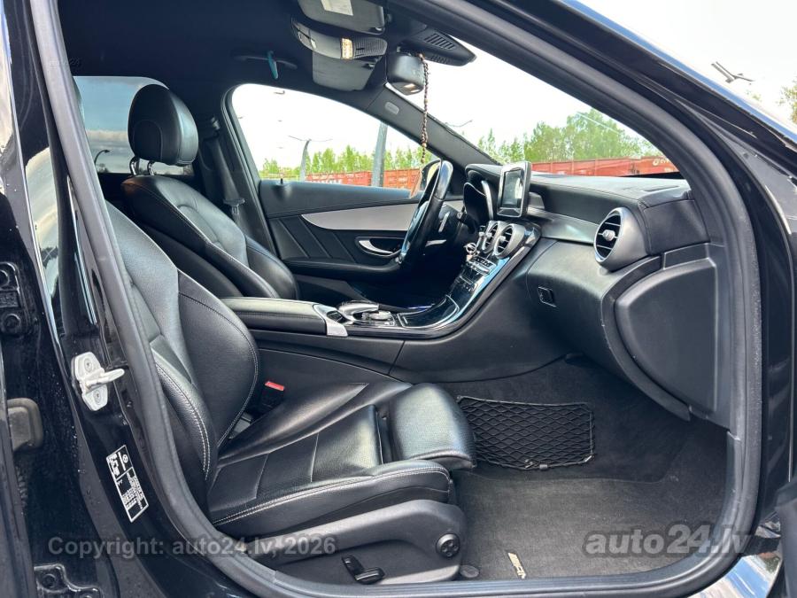 Black Mercedes-Benz C-Class 2015 in Valga, with an engine capacity of 2.10 L and mileage of 330 thousand km for 10500 €, photo 14 on AUTOMOTO.COM.LV