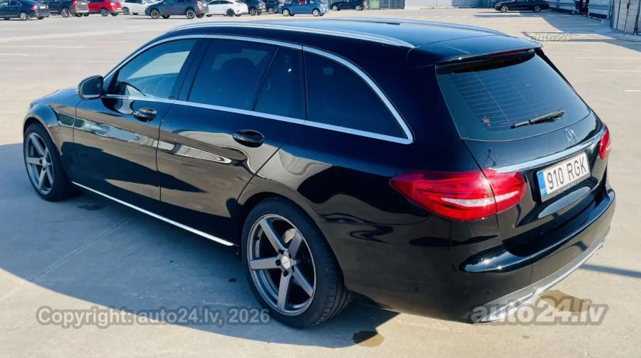 Melns Mercedes-Benz C-Class 2015 Tallina, ar dzinēja tilpumu 1.60 L un nobraukumu 200 tūkst. km par 14000 €, foto 5 vietnē AUTOMOTO.COM.LV