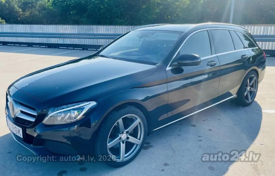 Melns Mercedes-Benz C-Class 2015 Tallina, ar dzinēja tilpumu 1.60 L un nobraukumu 200 tūkst. km par 14000 €, foto 7 vietnē AUTOMOTO.COM.LV