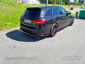 Black Mercedes-Benz C-Class 2015 in Tallinn, with an engine capacity of 2.10 L and mileage of 255 thousand km for 17800 €, photo 6 on AUTOMOTO.COM.LV