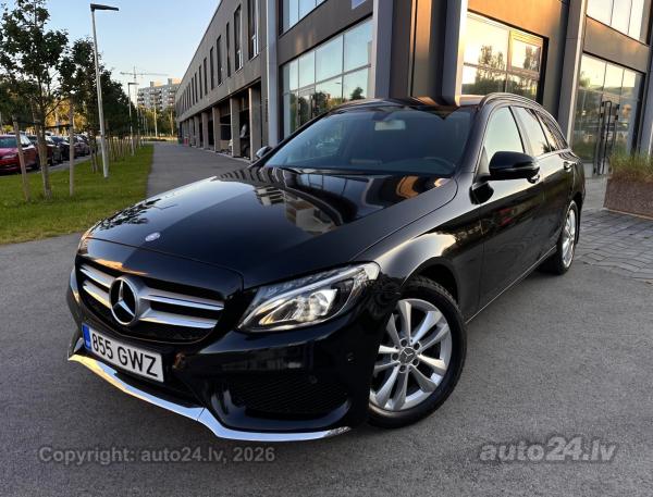 Melns Mercedes-Benz C-Class 2015 Tallina, ar dzinēja tilpumu 1.60 L un nobraukumu 186 tūkst. km par 10999 €, foto 2 vietnē AUTOMOTO.COM.LV