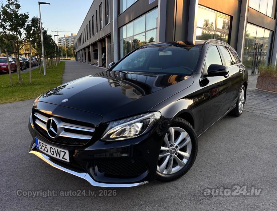 Melns Mercedes-Benz C-Class 2015 Tallina, ar dzinēja tilpumu 1.60 L un nobraukumu 186 tūkst. km par 10999 €, foto 3 vietnē AUTOMOTO.COM.LV