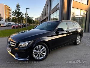 Melns Mercedes-Benz C-Class 2015 Tallina, ar dzinēja tilpumu 1.60 L un nobraukumu 186 tūkst. km par 10999 €, foto 4 vietnē AUTOMOTO.COM.LV