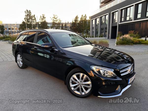Melns Mercedes-Benz C-Class 2015 Tallina, ar dzinēja tilpumu 1.60 L un nobraukumu 186 tūkst. km par 10999 €, foto 6 vietnē AUTOMOTO.COM.LV