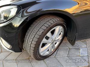 Melns Mercedes-Benz C-Class 2015 Tallina, ar dzinēja tilpumu 1.60 L un nobraukumu 186 tūkst. km par 10999 €, foto 26 vietnē AUTOMOTO.COM.LV