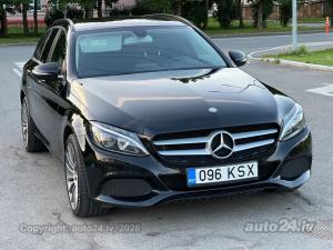 Black Mercedes-Benz C-Class 2015 in Narva, with an engine capacity of 1.60 L and mileage of 280 thousand km for 7999 €, photo 10 on AUTOMOTO.COM.LV