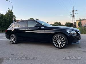 Black Mercedes-Benz C-Class 2015 in Narva, with an engine capacity of 1.60 L and mileage of 280 thousand km for 7999 €, photo 18 on AUTOMOTO.COM.LV