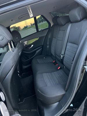 Black Mercedes-Benz C-Class 2015 in Narva, with an engine capacity of 1.60 L and mileage of 280 thousand km for 7999 €, photo 22 on AUTOMOTO.COM.LV