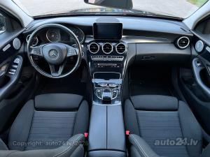Black Mercedes-Benz C-Class 2015 in Narva, with an engine capacity of 1.60 L and mileage of 280 thousand km for 7999 €, photo 23 on AUTOMOTO.COM.LV