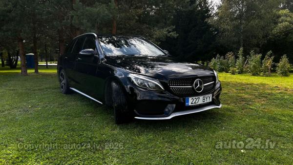 Melns Mercedes-Benz C-Class 2015 Veru, ar dzinēja tilpumu 1.60 L un nobraukumu 268 tūkst. km par 13900 €, foto 1 vietnē AUTOMOTO.COM.LV