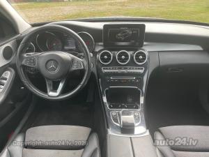 Melns Mercedes-Benz C-Class 2015 Tallina, ar dzinēja tilpumu 2.10 L un nobraukumu 307 tūkst. km par 12999 €, foto 10 vietnē AUTOMOTO.COM.LV