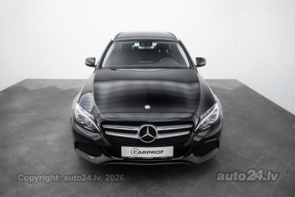 Mercedes-Benz C-Class 2015 in Tallinn on AUTOMOTO.COM.LV Black Mercedes-Benz C-Class 2015 in Tallinn, with an engine capacity of 2.00 L and mileage of 257 thousand km for 9999 €, photo 3 on AUTOMOTO.COM.LV