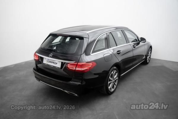 Mercedes-Benz C-Class 2015 in Tallinn on AUTOMOTO.COM.LV Black Mercedes-Benz C-Class 2015 in Tallinn, with an engine capacity of 2.00 L and mileage of 257 thousand km for 9999 €, photo 6 on AUTOMOTO.COM.LV