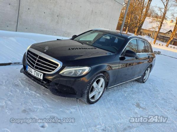 Black Mercedes-Benz C-Class 2016 in Viljandi, with an engine capacity of 2.10 L and mileage of 277 thousand km for 11999 €, photo 8 on AUTOMOTO.COM.LV