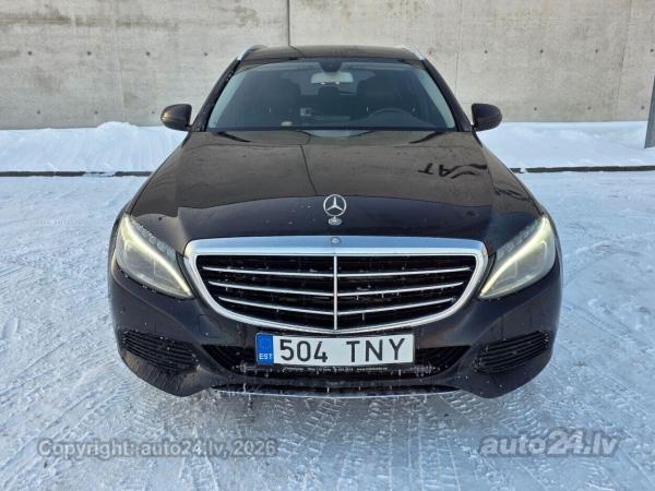 Black Mercedes-Benz C-Class 2016 in Viljandi, with an engine capacity of 2.10 L and mileage of 277 thousand km for 11999 €, photo 9 on AUTOMOTO.COM.LV